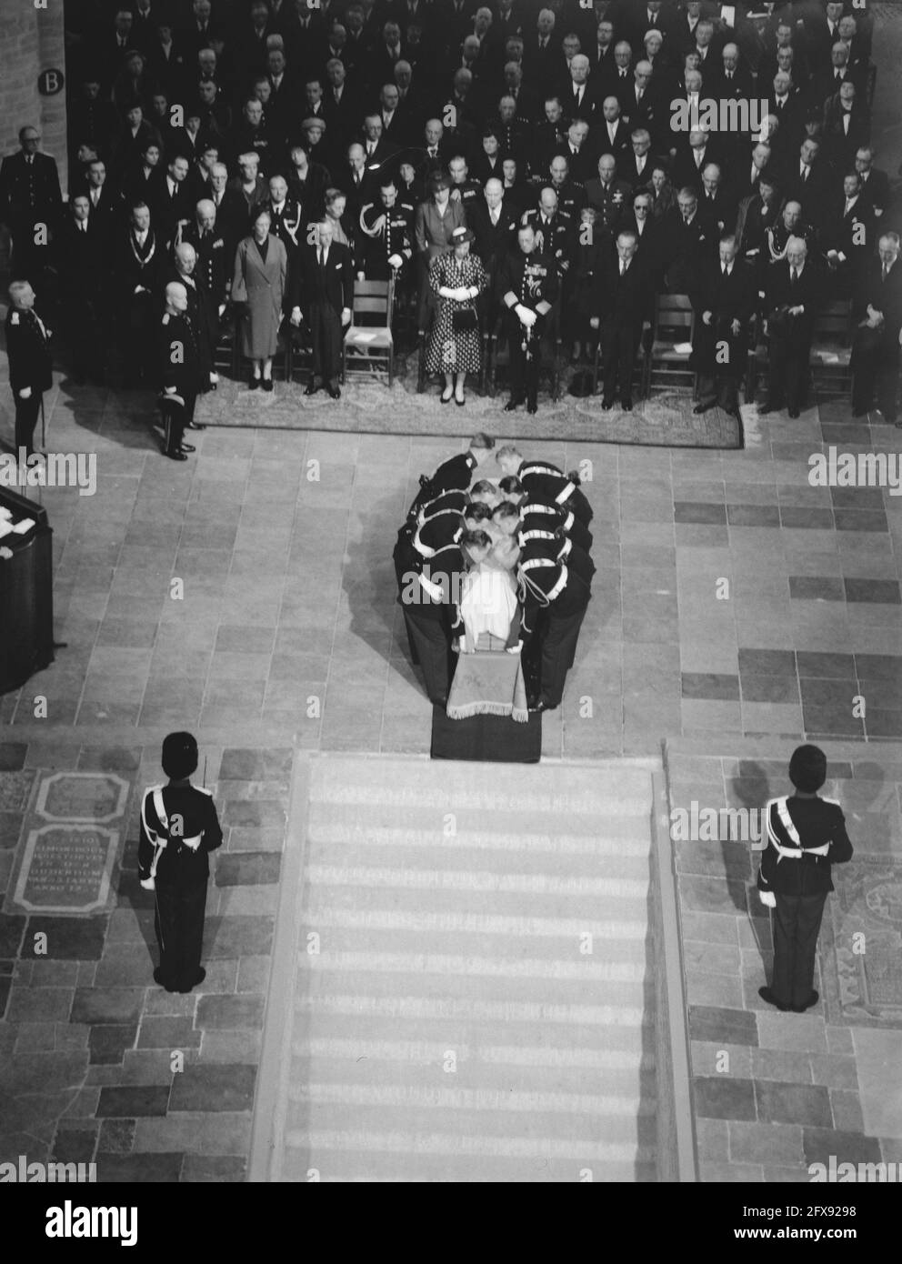 Burial of William V in the Nieuwe Kerk in Delft, 29 April 1958, burials ...