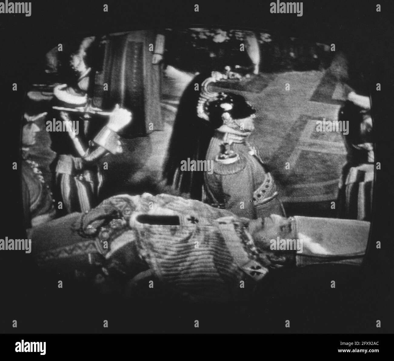 Burial of Pope Pius XII in St. Peter's Church in Rome, 13 October 1958 ...