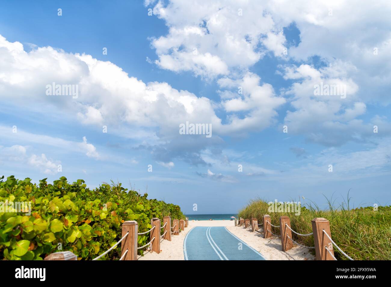 Pathway to Miami Beach in Florida, USA. South beach access on sky ...