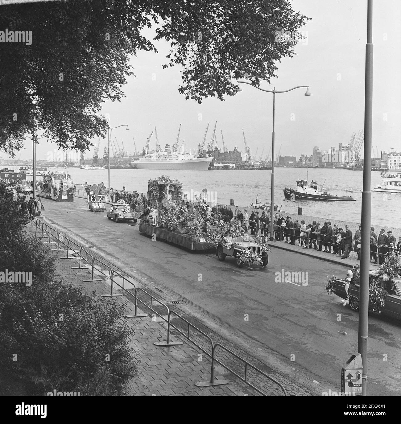 Harbor week 1963 hi-res stock photography and images - Alamy