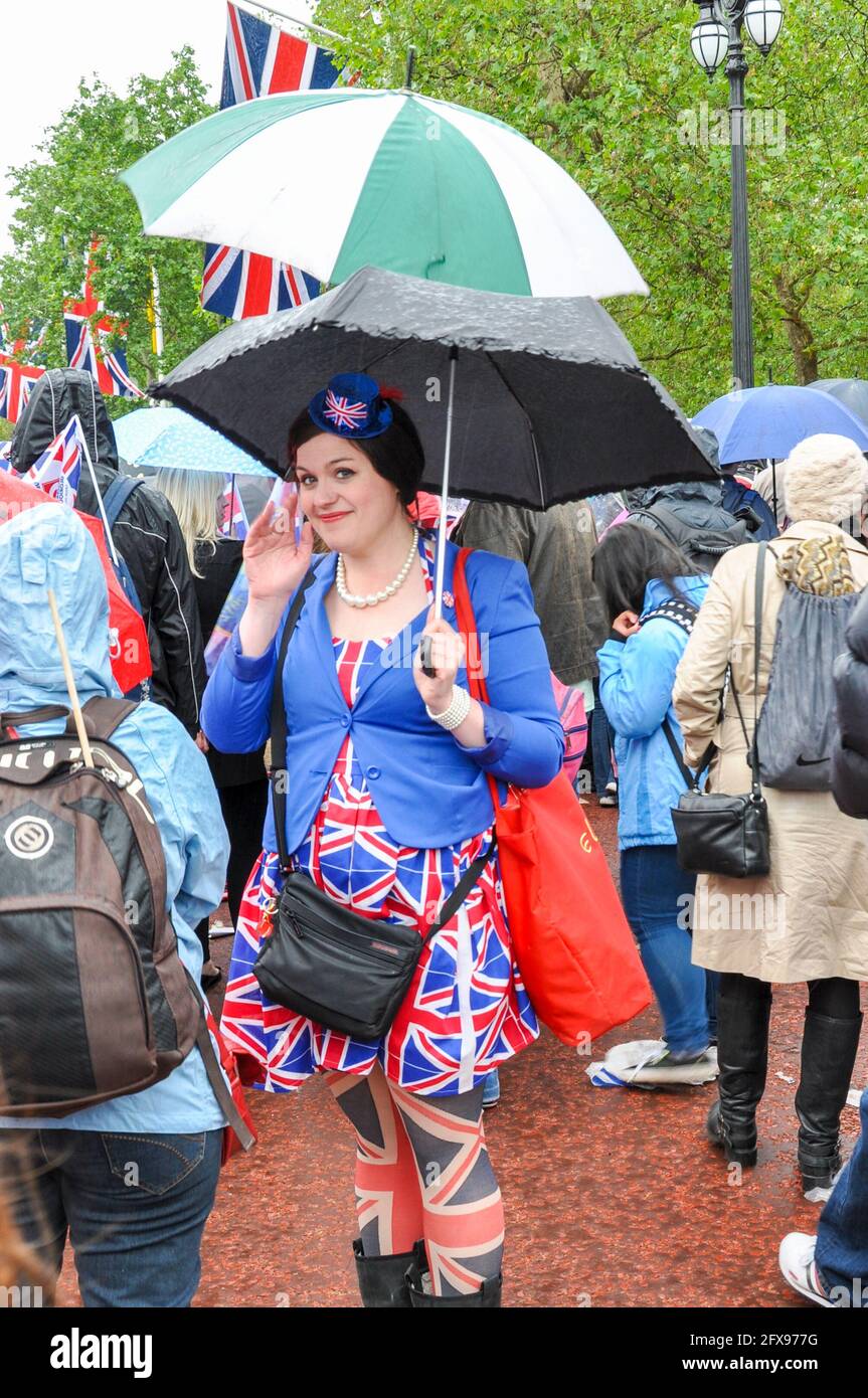 Female British Royalty fan at the Queens Diamond Jubilee celebration in ...