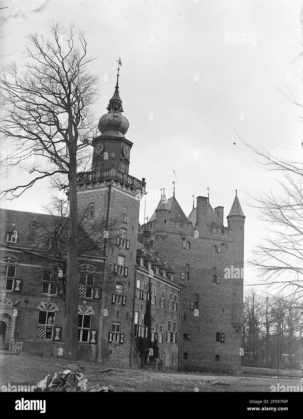 Nijenrode castle netherlands Black and White Stock Photos & Images - Alamy