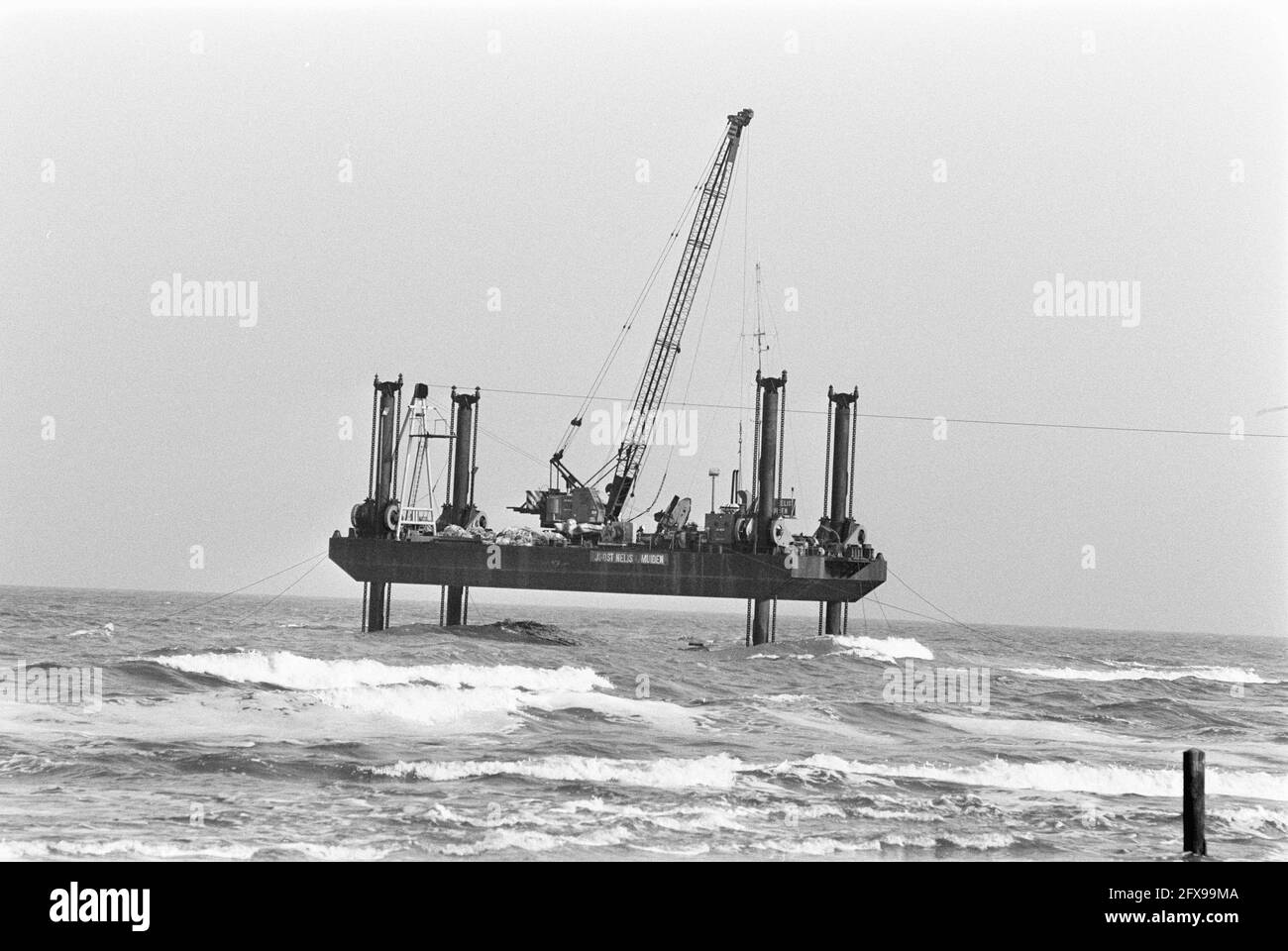 drilling rigs, pipelines, gas, June 3, 1983, drilling rigs, gas ...