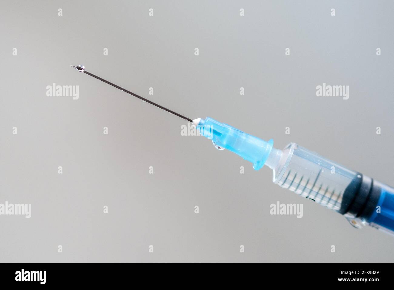 Syringe close up medical hi-res stock photography and images - Alamy
