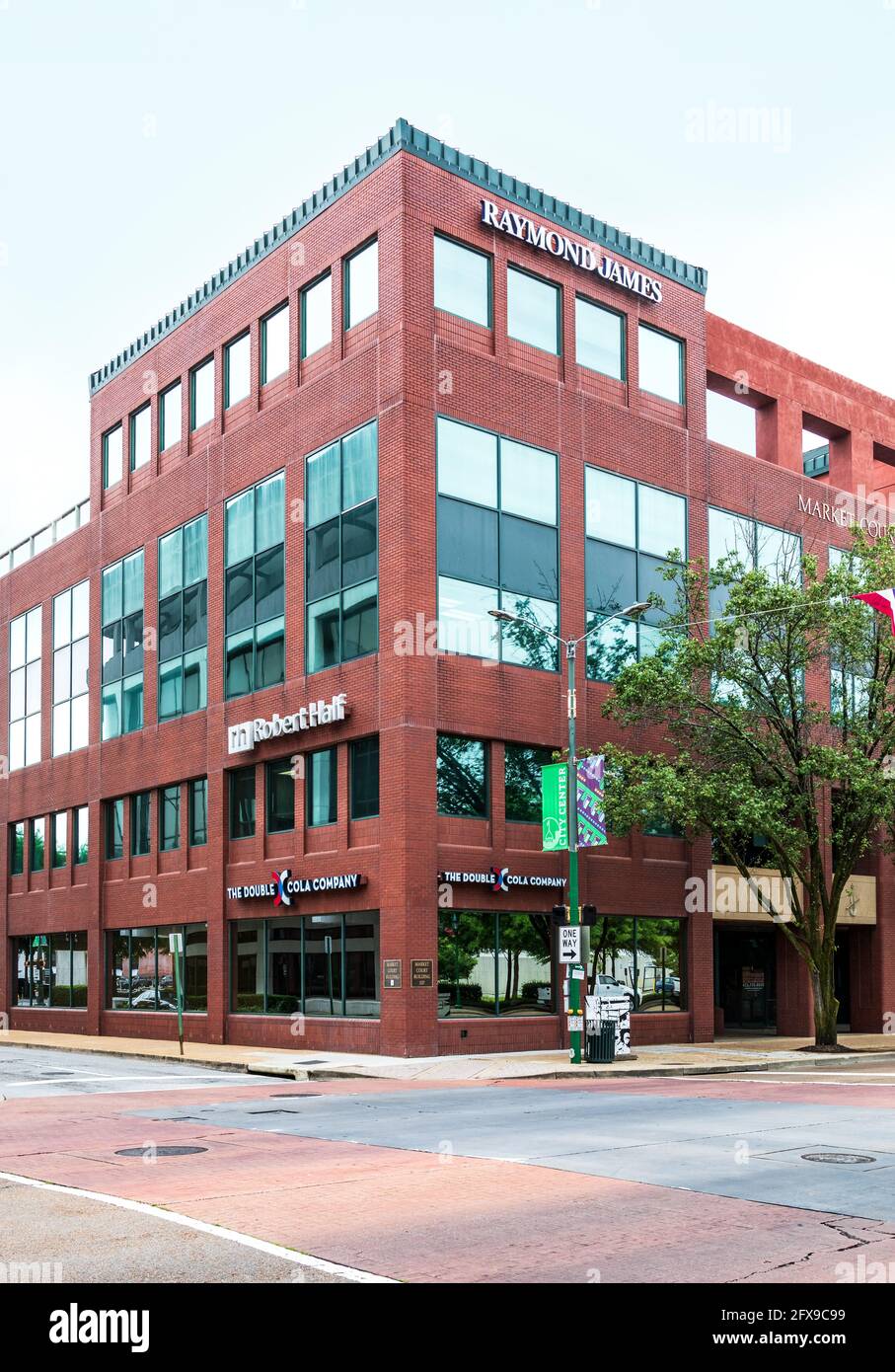 CHATTANOOGA, TN, USA-10 MAY 2021: Diagonal view of The Market court ...