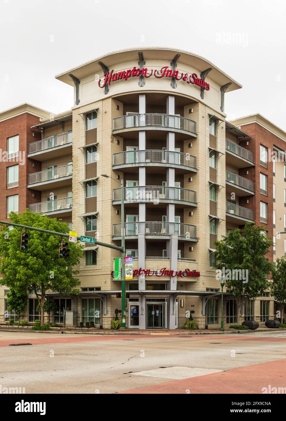 CHATTANOOGA, TN, USA-10 MAY 2021: Front view of the Hampton Inn ...