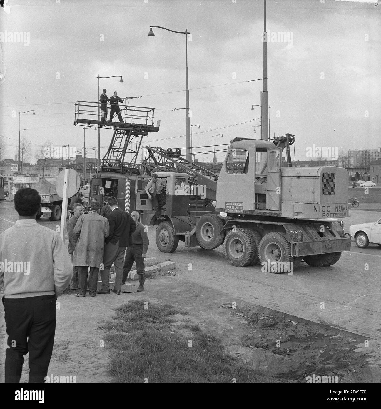 Overhead line of streetcar on Hofplein in Rotterdam broken, 20 April ...