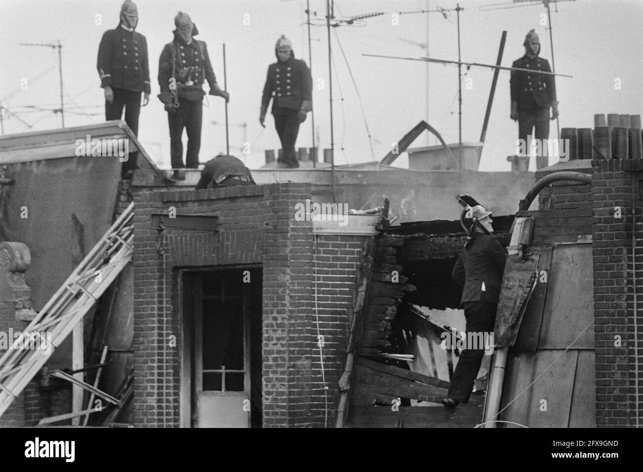 Overview burned out building hi-res stock photography and images - Alamy