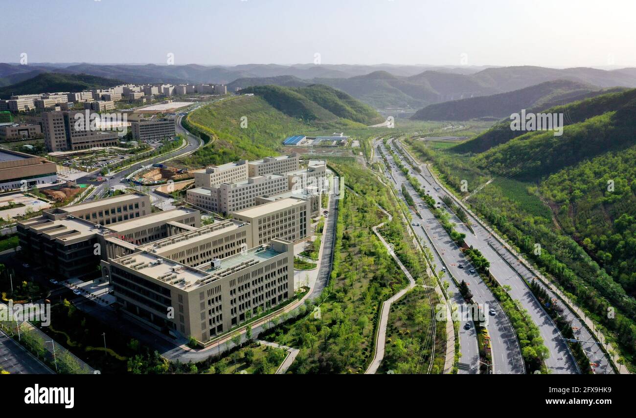 (210526) -- YAN'AN, May 26, 2021 (Xinhua) -- Aerial photo taken on May ...