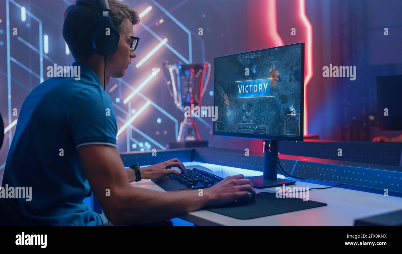 Professional eSports Gamer Wins in RPG MOBA Mock-up Video Game on His ...