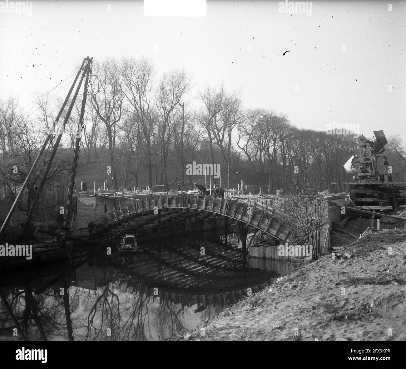 Bridge construction scheveningseweg hi-res stock photography and images ...