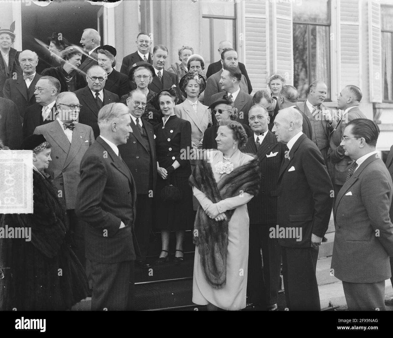 Foreign affairs trade fair guests hi-res stock photography and images ...