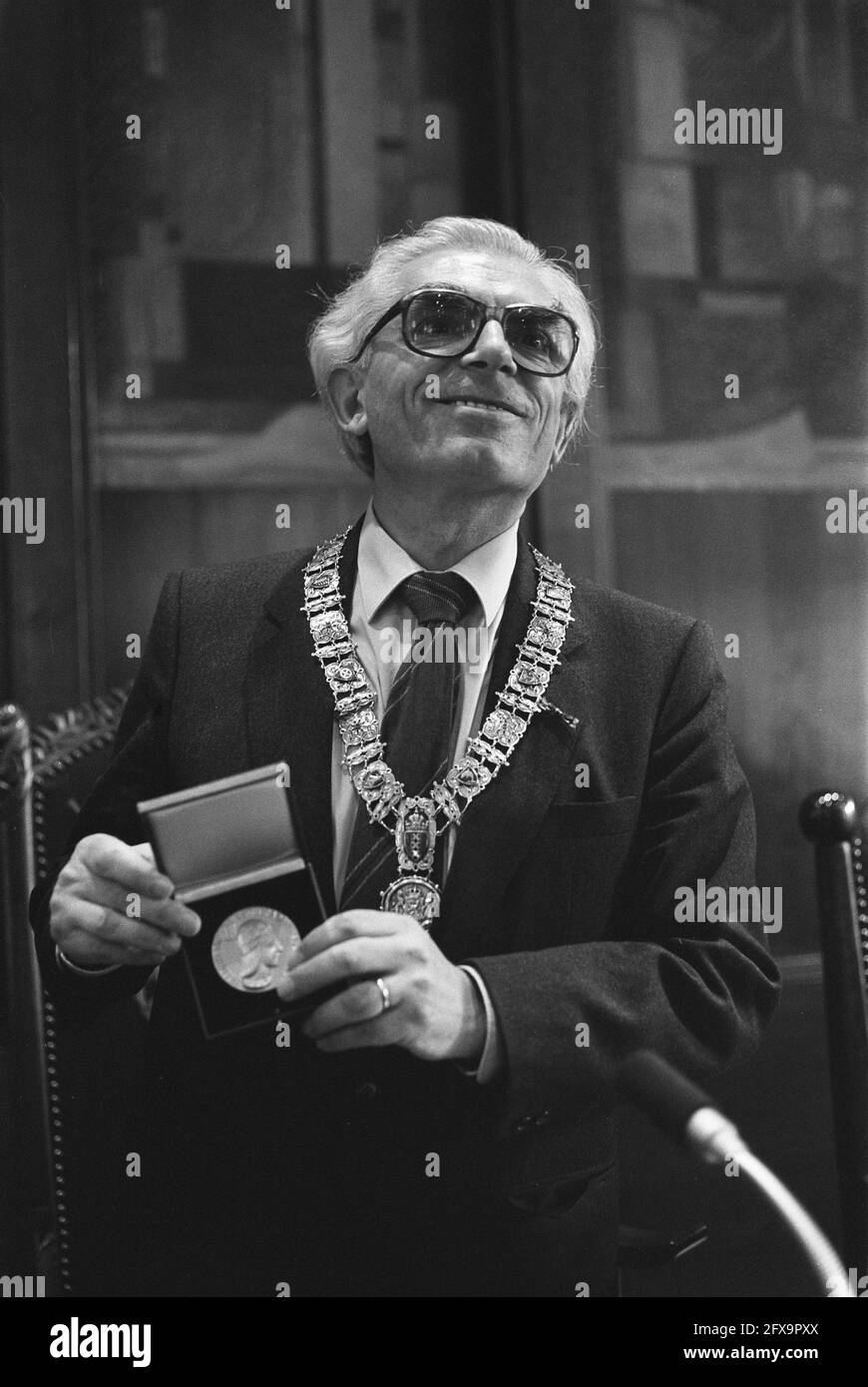 Mayor polak displays hi-res stock photography and images - Alamy