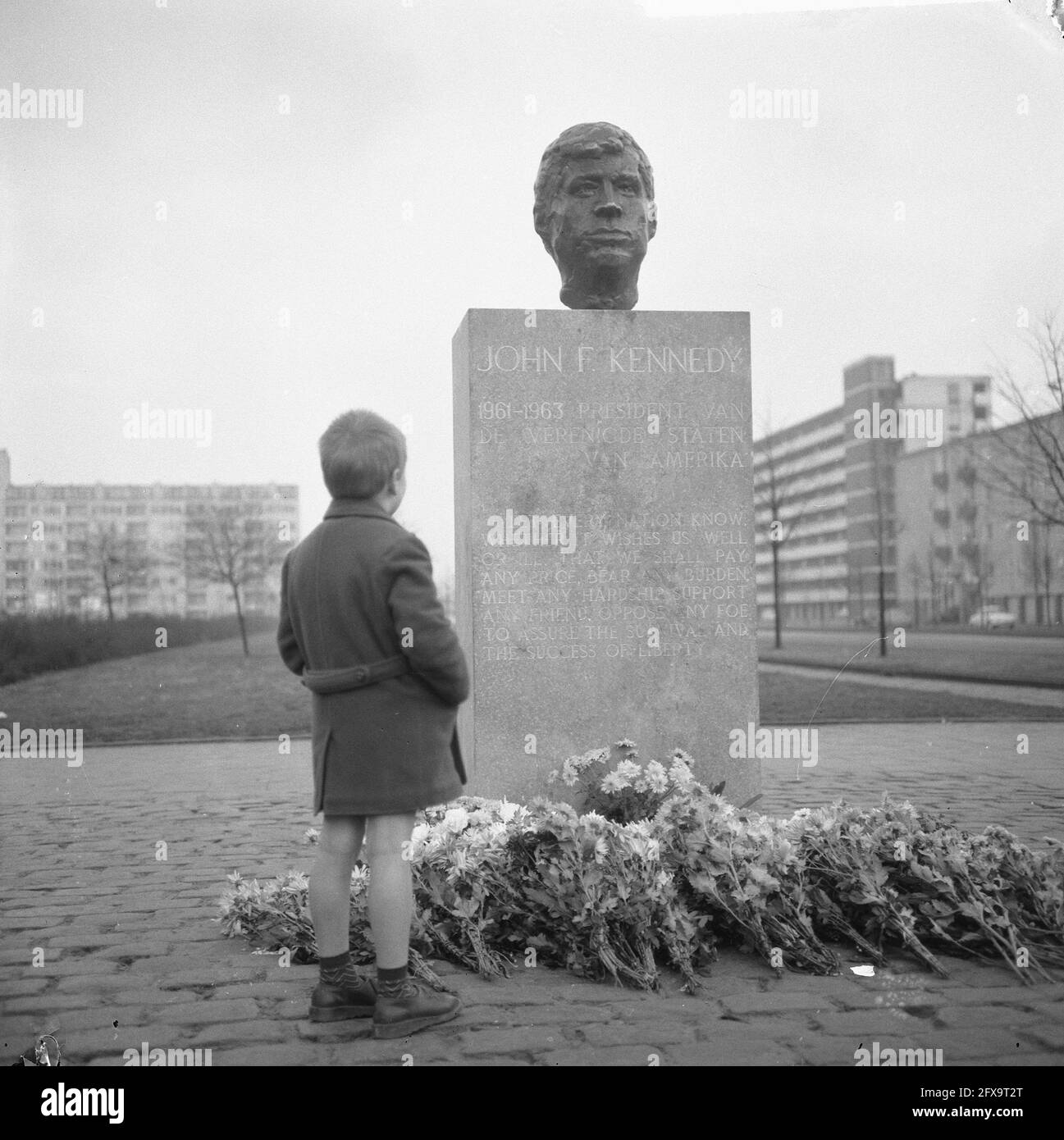 Kennedy monument unveiled hi-res stock photography and images - Alamy