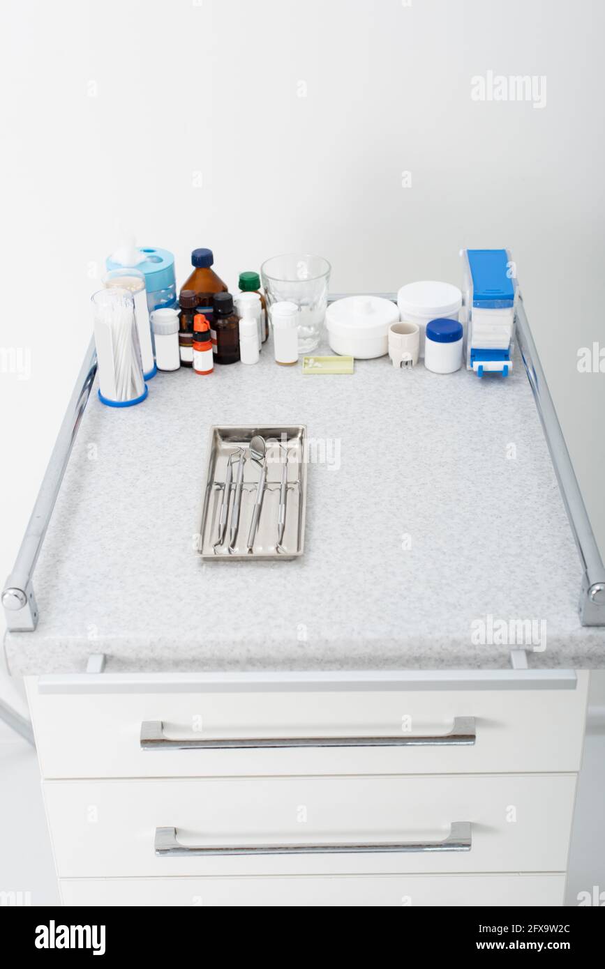 Clean dental instruments hi-res stock photography and images - Alamy