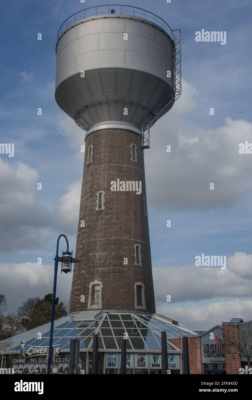 Turm kino hi-res stock photography and images - Alamy