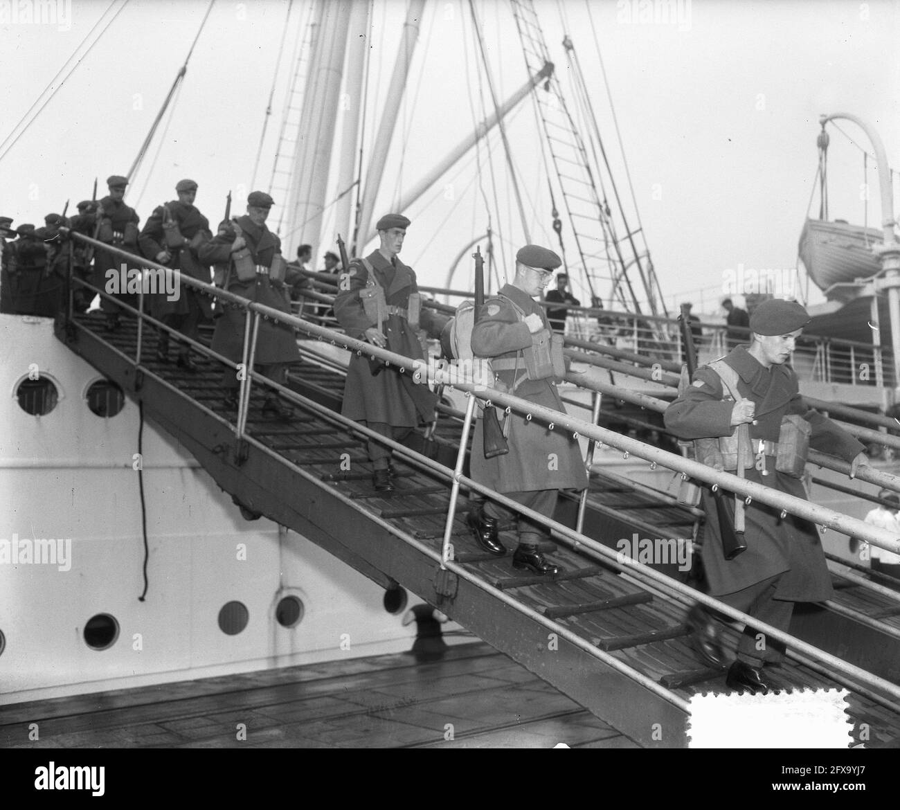 Ss infantry hi-res stock photography and images - Alamy