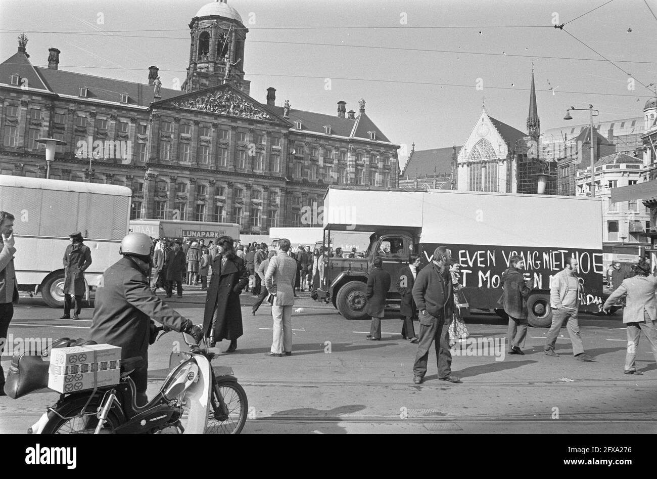 Fairground operators protest on Dam Square in Amsterdam against poor ...