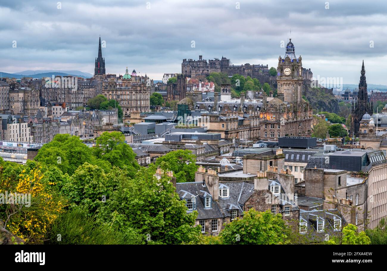 Edinburgh scotland clock tower hi-res stock photography and images - Alamy