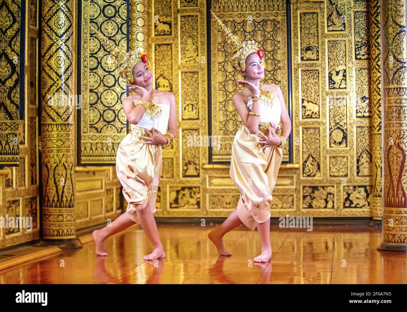 Thai traditional dress. Young kid Actors performs Thai ancient dancing ...