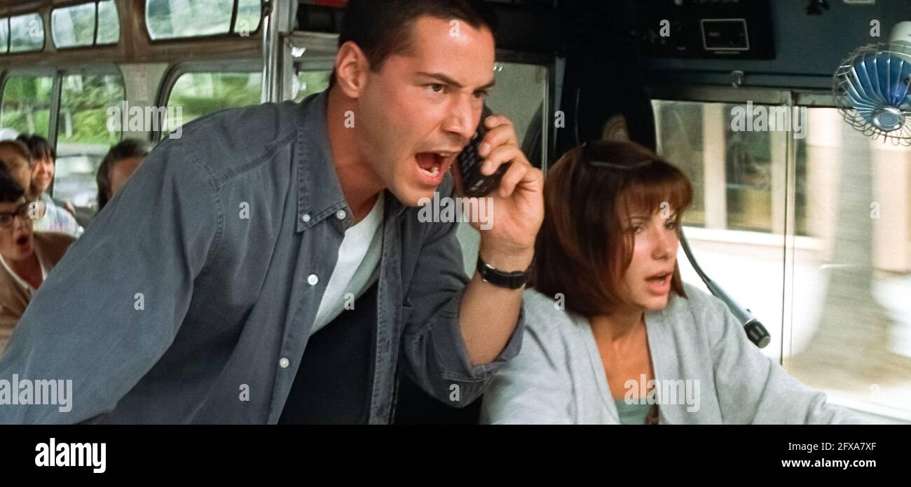 USA. Keanu Reeves and Sandra Bullock in a scene from the (C)Twentieth ...