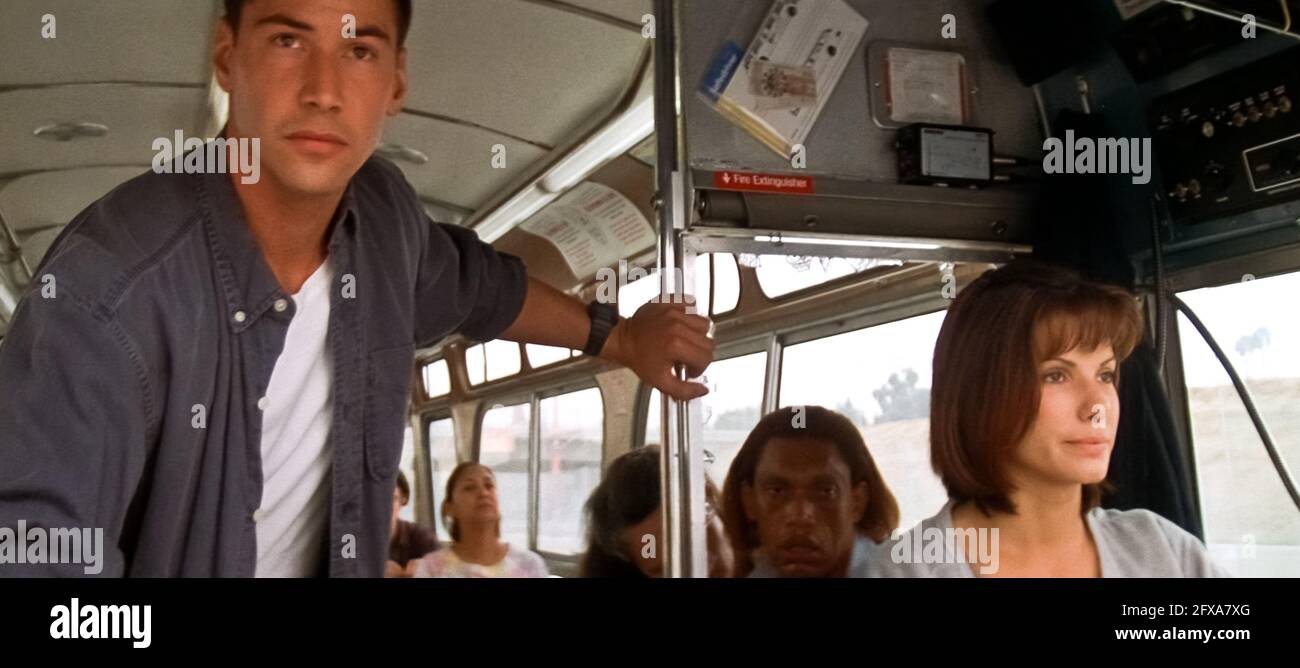 USA. Keanu Reeves and Sandra Bullock in a scene from the (C)Twentieth ...