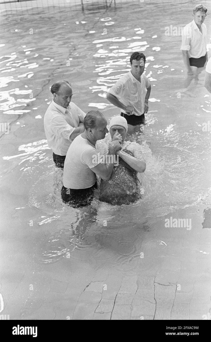 Christening ceremony in South pool of Jehovah's Witnesses, August 19 ...