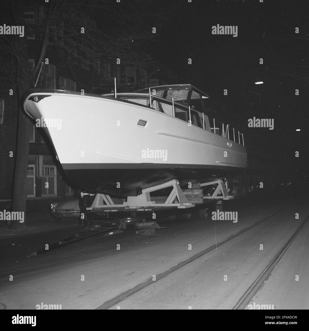 Motor hopper hi-res stock photography and images - Alamy