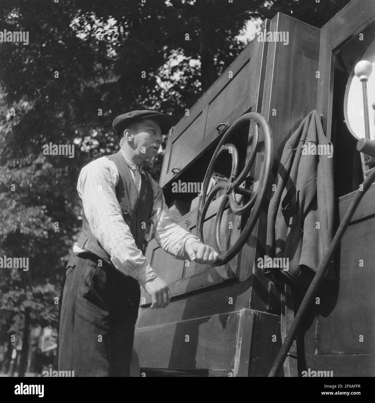 Fairground organs hi-res stock photography and images - Alamy
