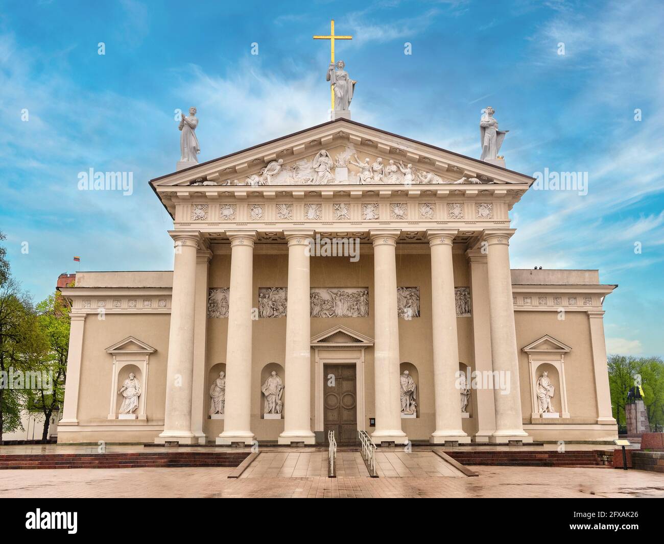 Cathedral Basilica Of St. Stanislaus And St. Vladislav Vilnius ...