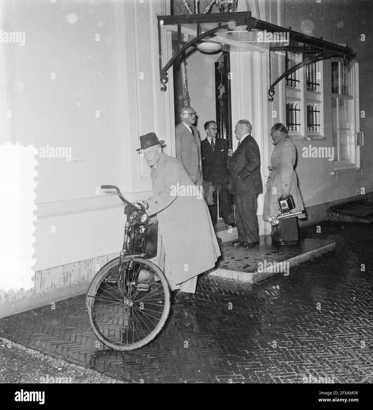 Dr Drees receives faction leaders, July 3, 1952, faction leaders ...