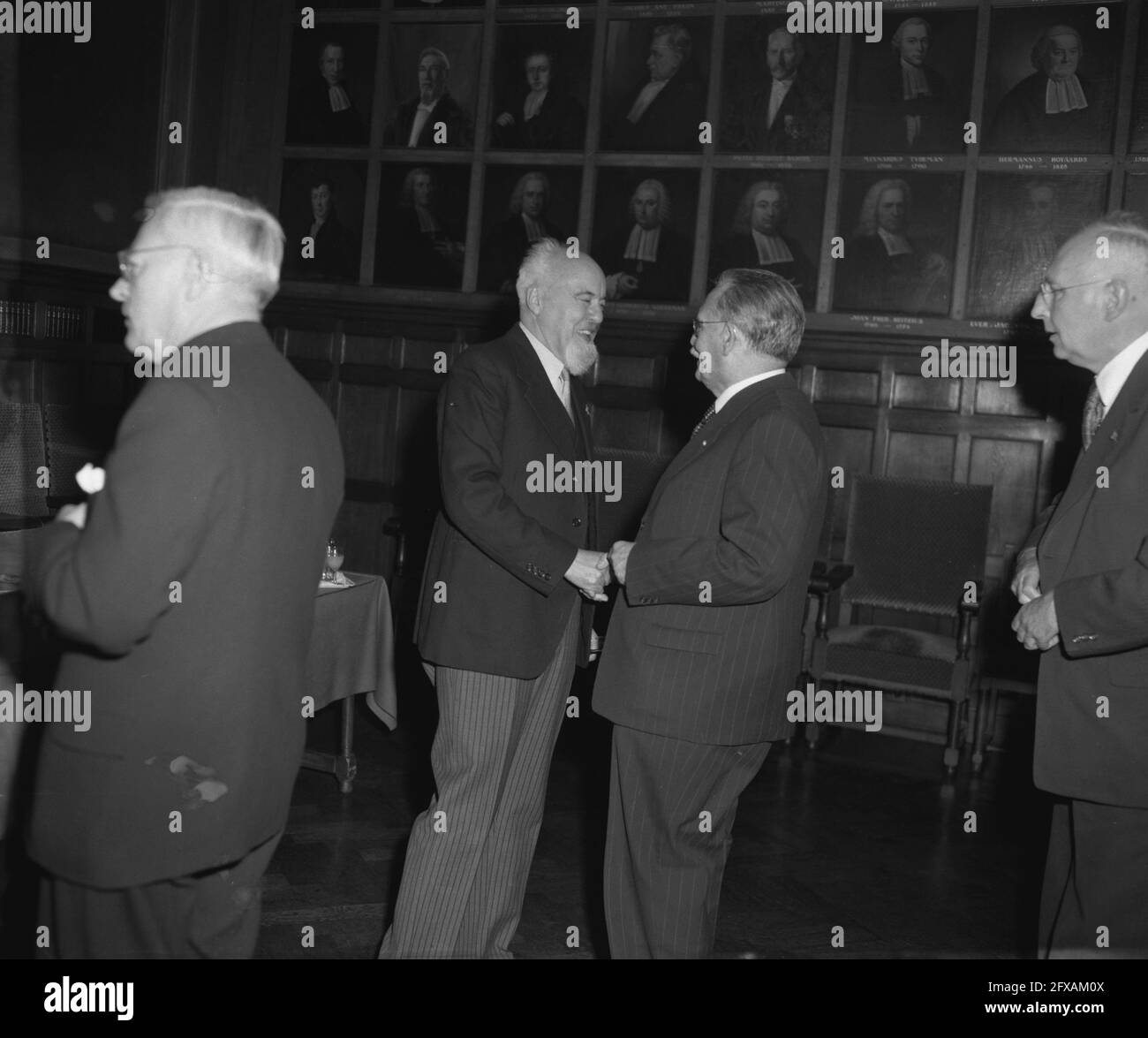 31 drees hi-res stock photography and images - Alamy