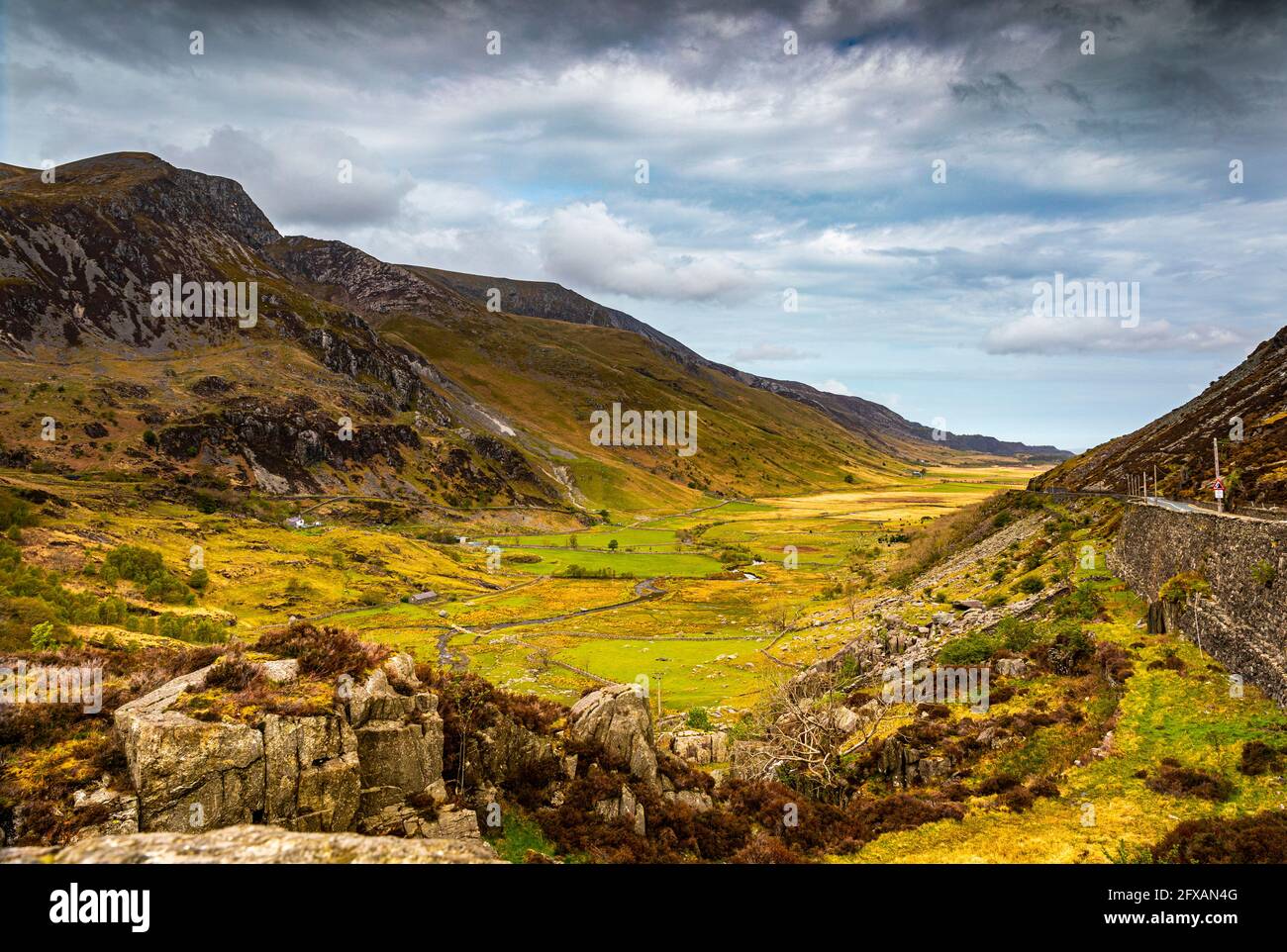 Nant Ffrancon Pass from Pont Pen-y-Benglog Bridge, Llyn Ogwen ...