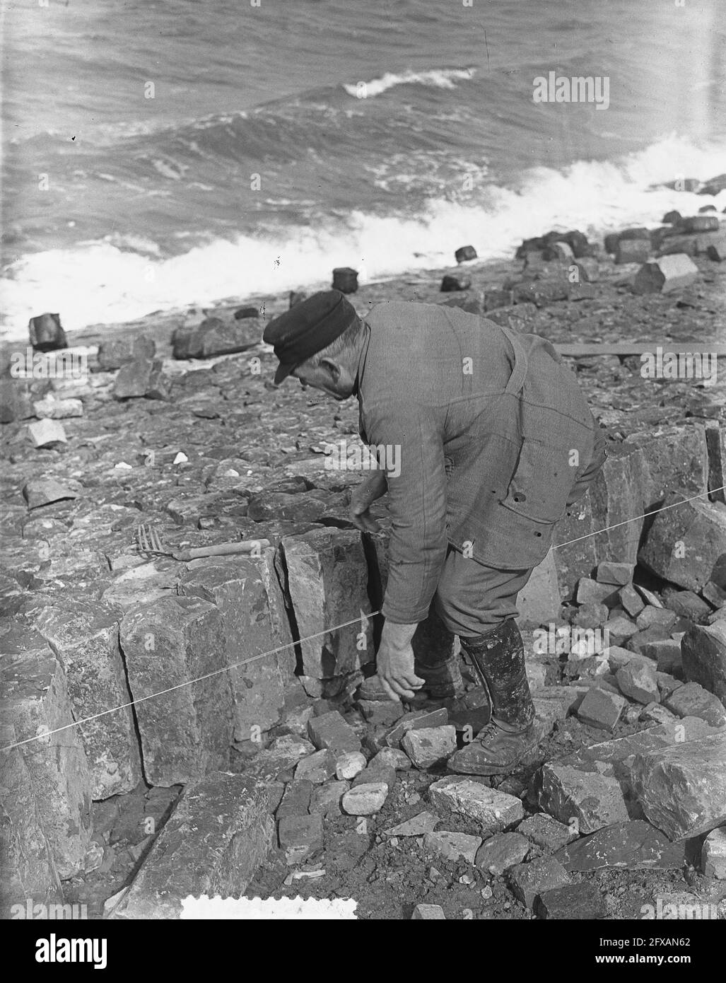 German brick setters work hi-res stock photography and images - Alamy