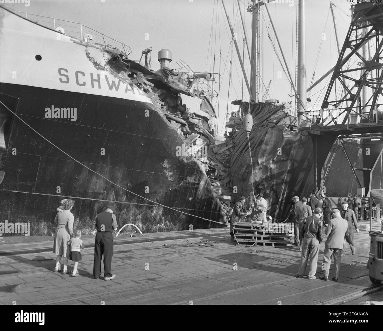 German cargo ship schwatensteijn hi-res stock photography and images ...
