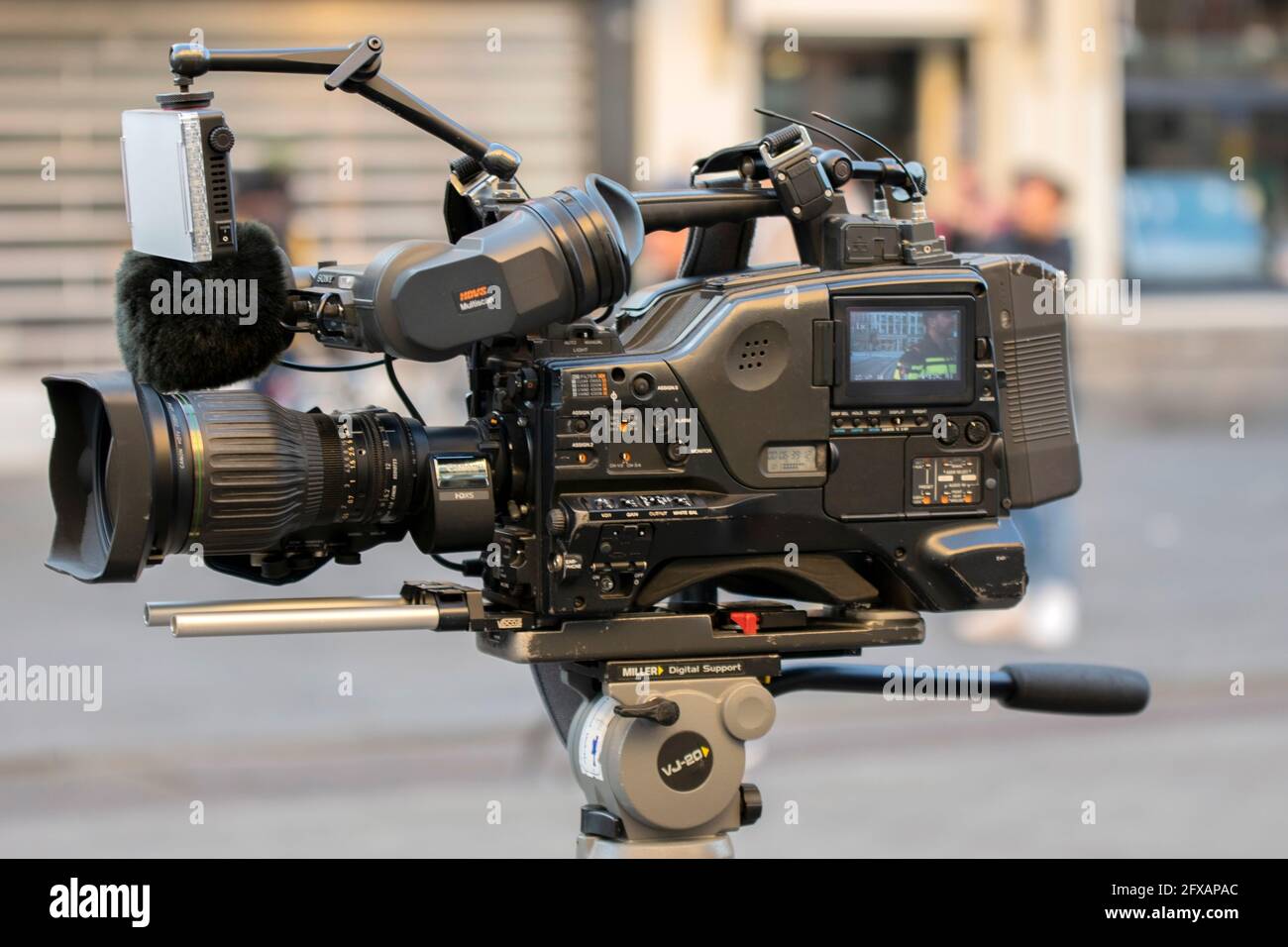About: Television In The Netherlands – MAMOC