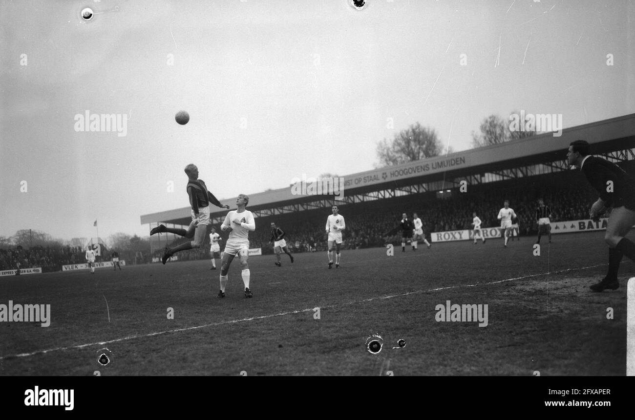 Telstar player van essen hi-res stock photography and images - Alamy