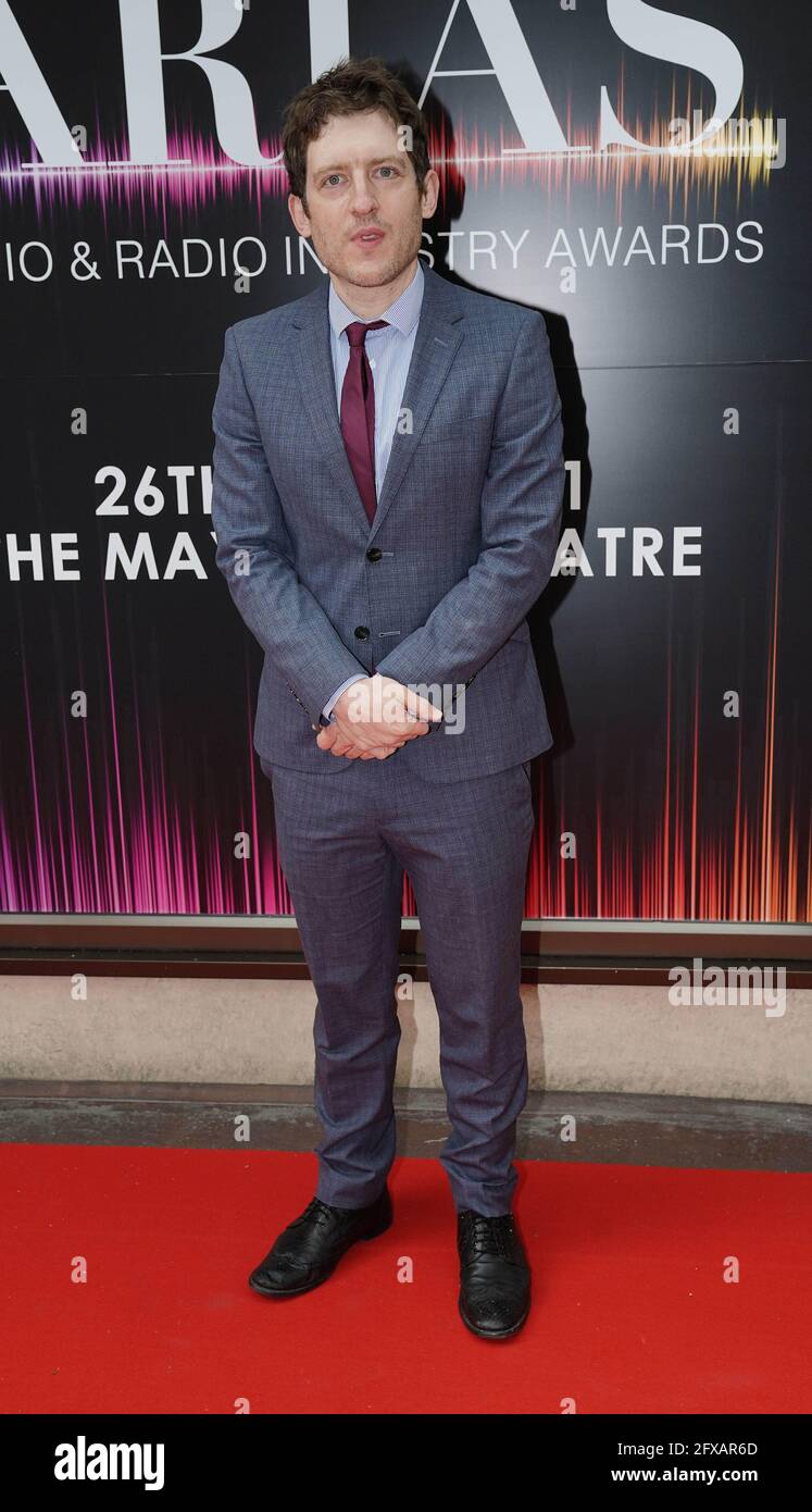 Elis James