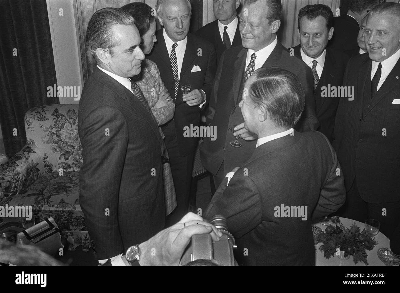 Hote de witte brug hi-res stock photography and images - Alamy