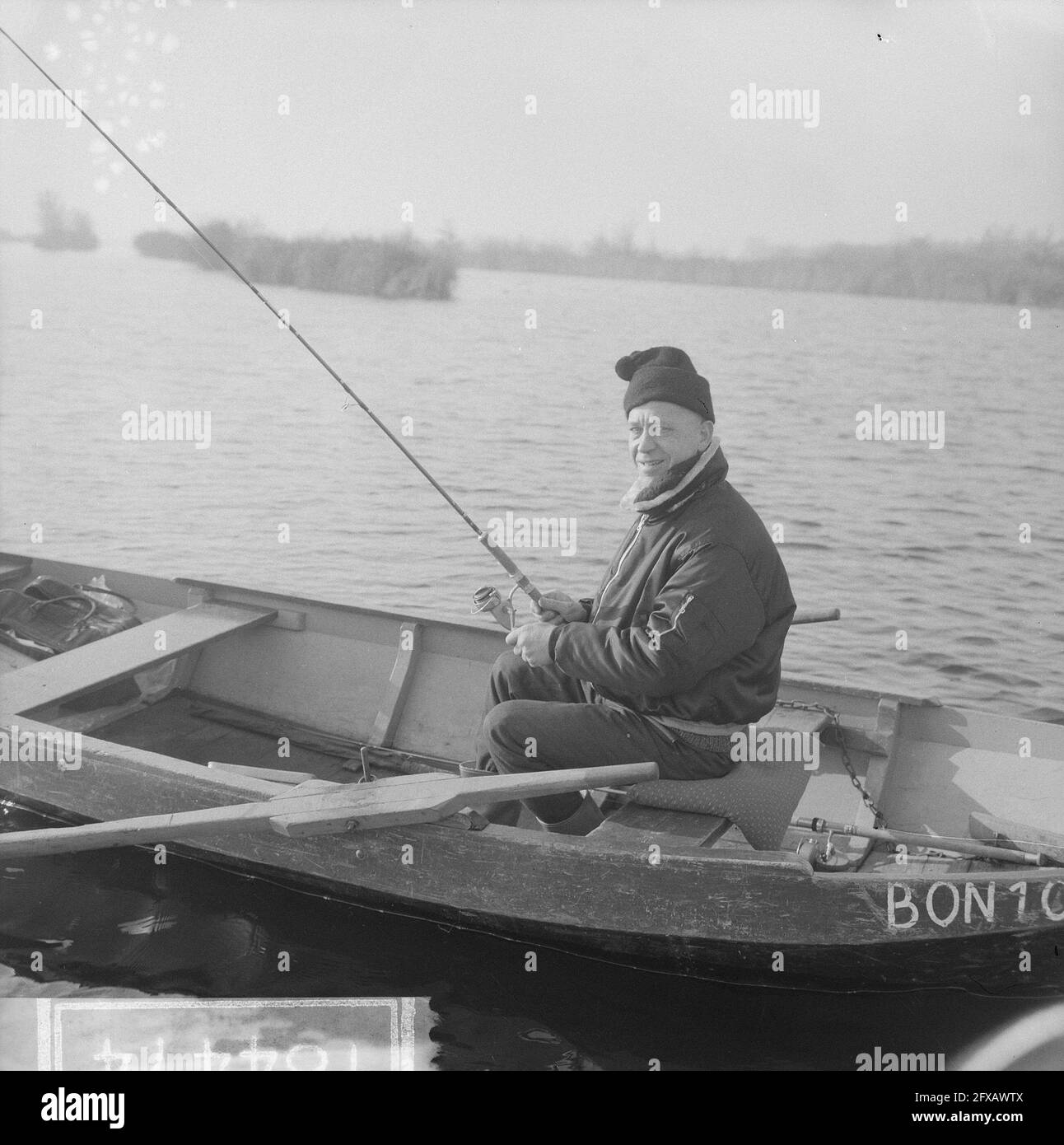 Human motor boats Black and White Stock Photos & Images - Alamy