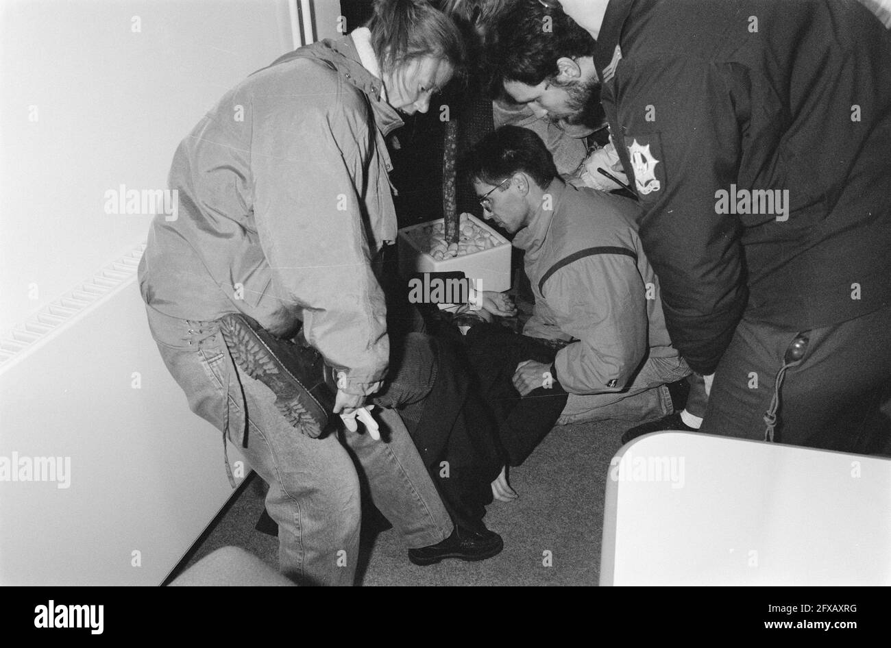 A nurse fainted in the crowd, April 4, 1989, fairs, openings ...