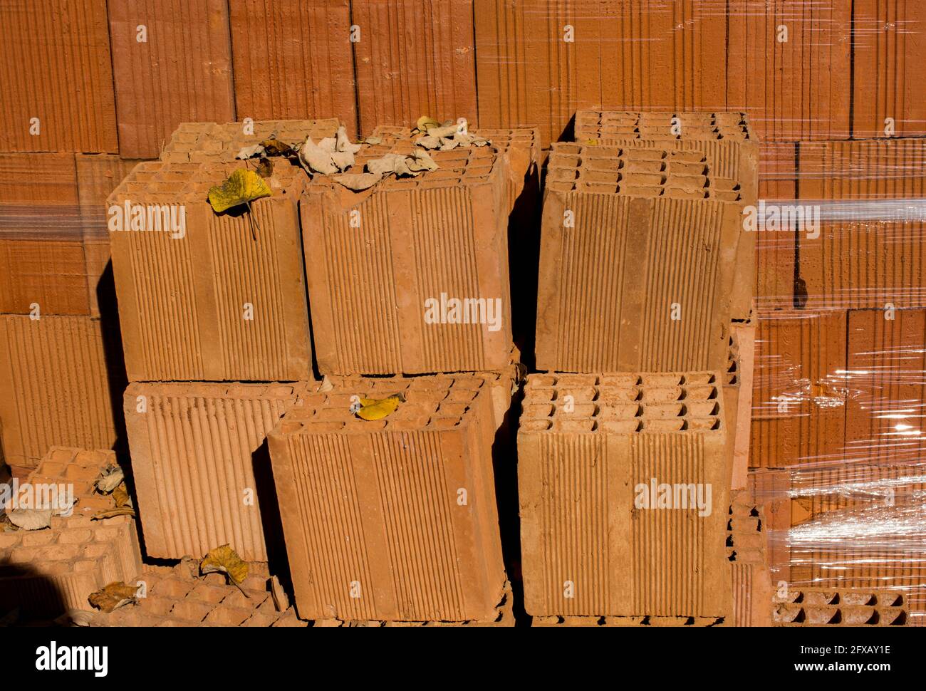 Load of bricks hi-res stock photography and images - Alamy
