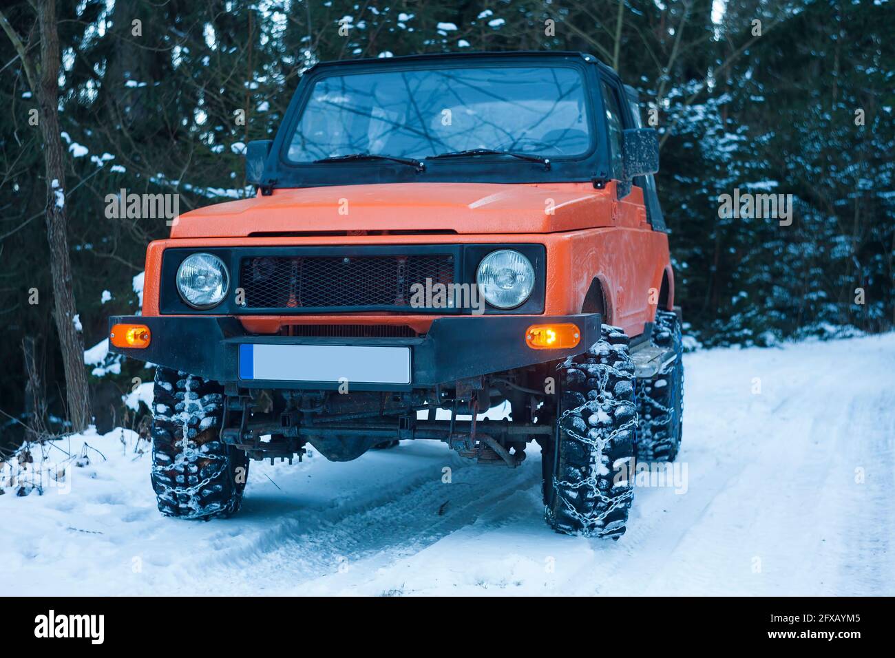 Driving offroad old russian car hi-res stock photography and images - Alamy