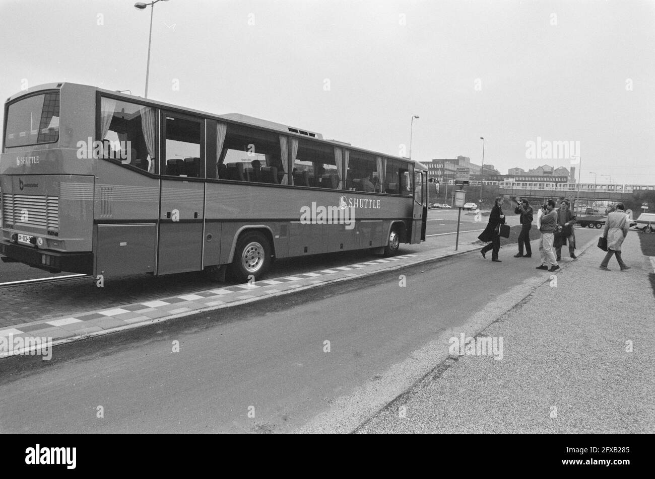 First ride shuttle bus hi-res stock photography and images - Alamy