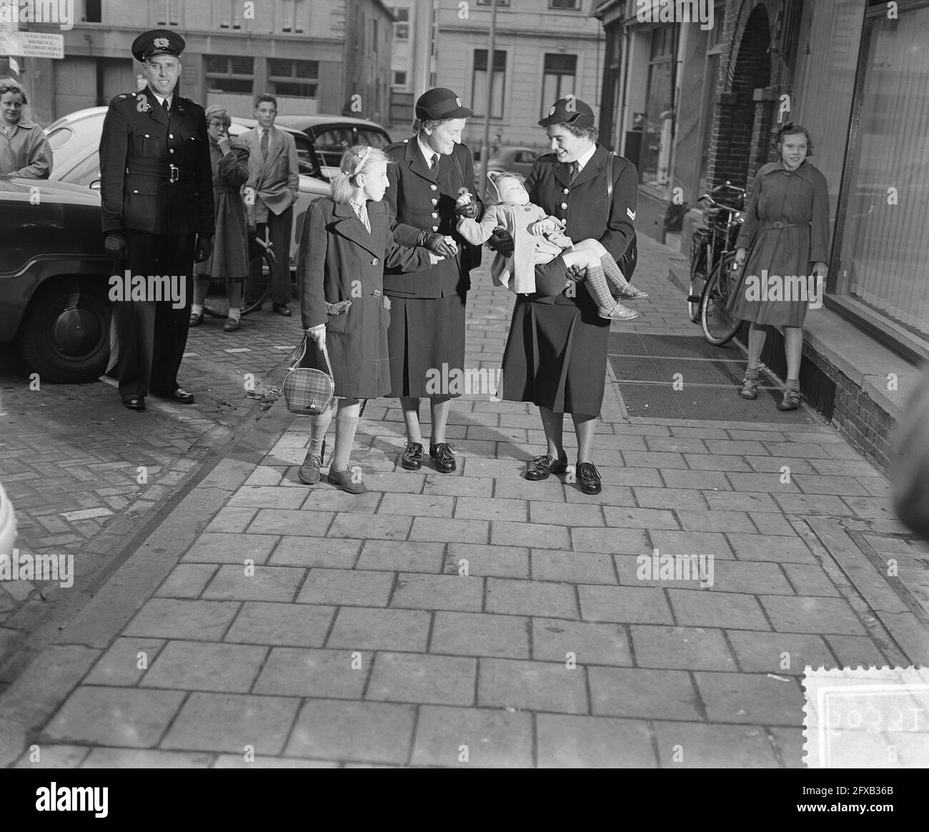First female police officer in our country (Heerlen), October 14, 1953 ...