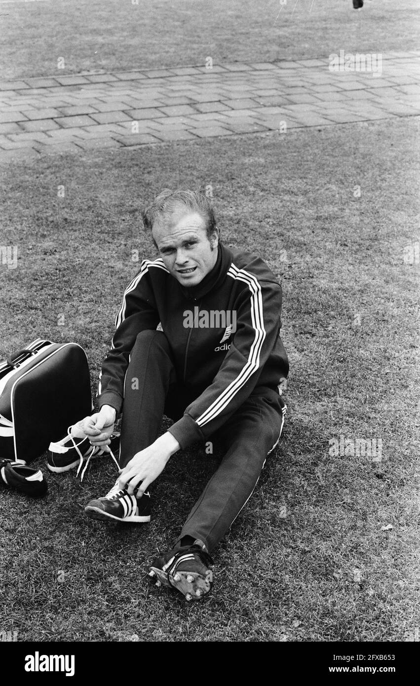 Feyenoord team trains hi-res stock photography and images - Alamy