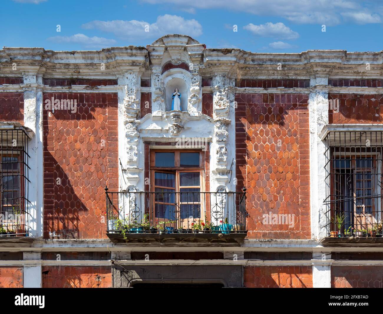 Mexico, Colorful Puebla streets and colonial architecture in Zocalo ...