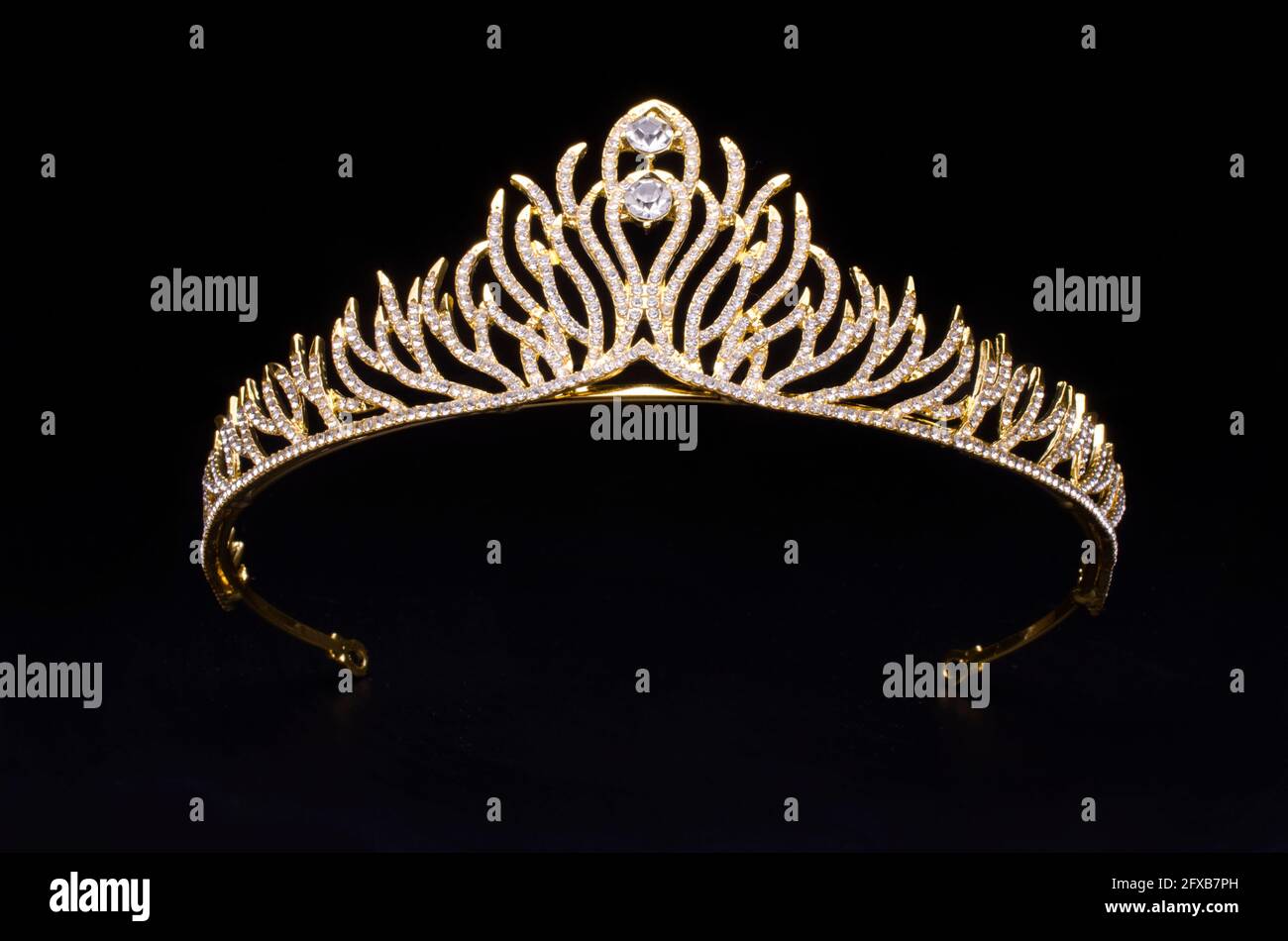 Gold diadem hi-res stock photography and images - Alamy