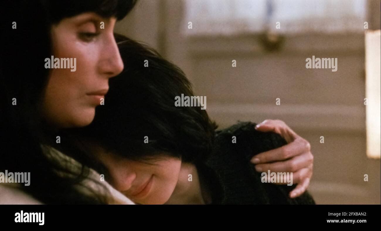 USA. Winona Ryder and Cher in a scene from the (C)Orion Pictures movie ...