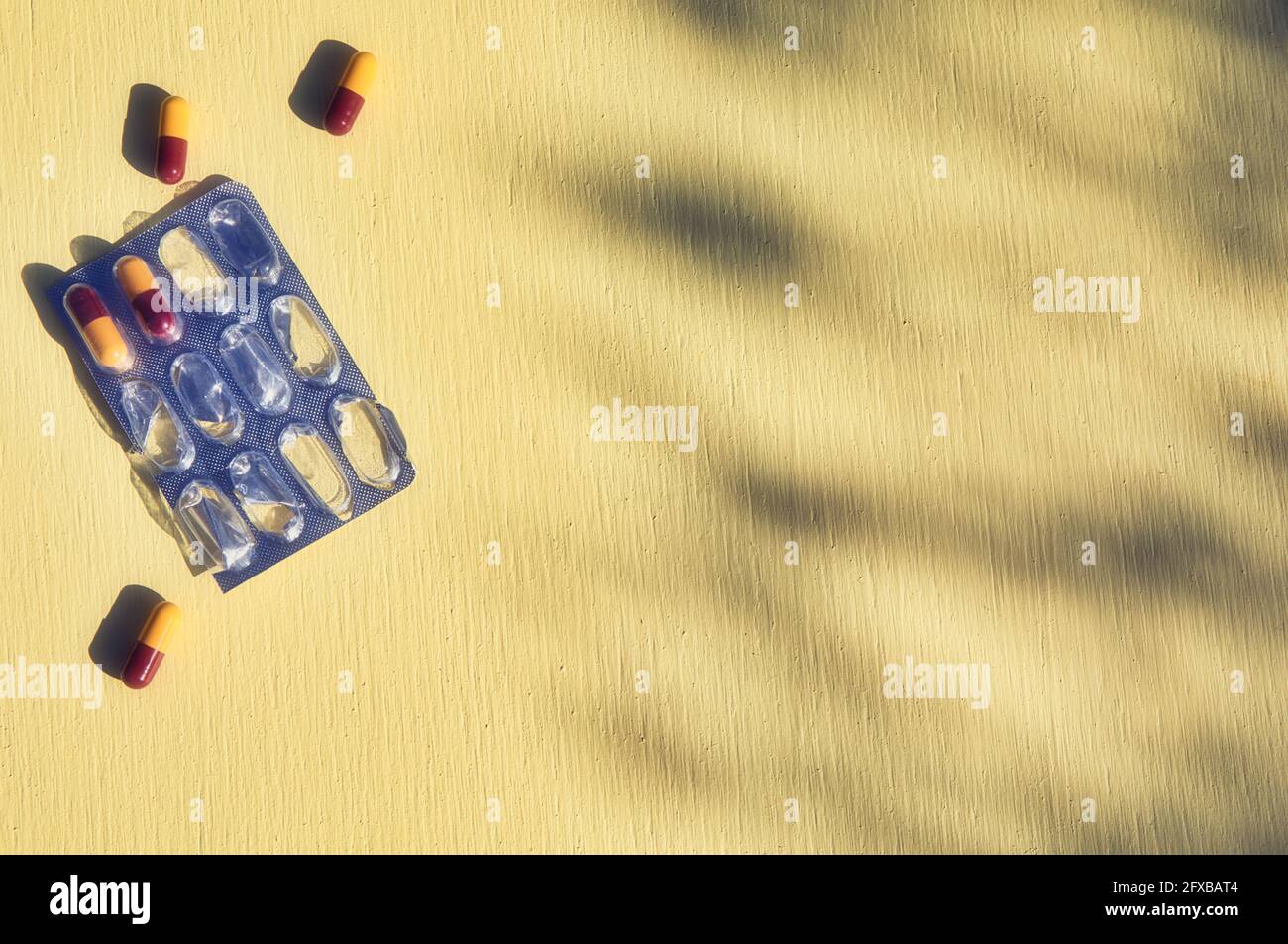 Blister pack of tablets hi-res stock photography and images - Alamy